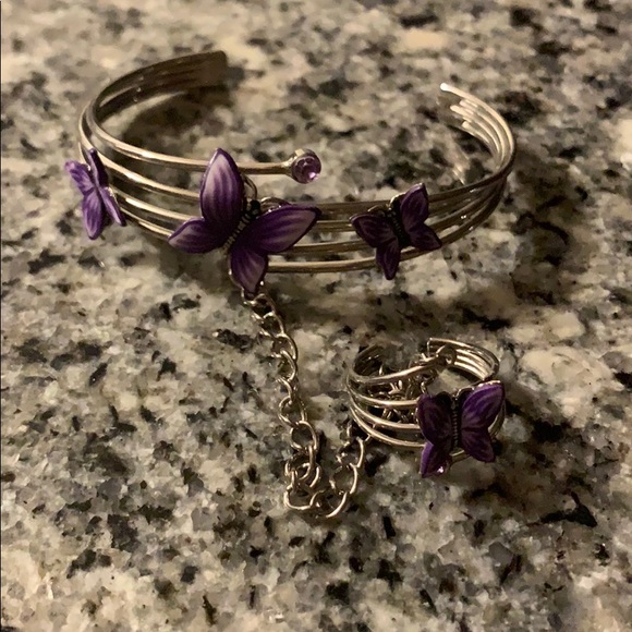 Jewelry | Butterfly And Ring Attached Set Brand New | Poshmark